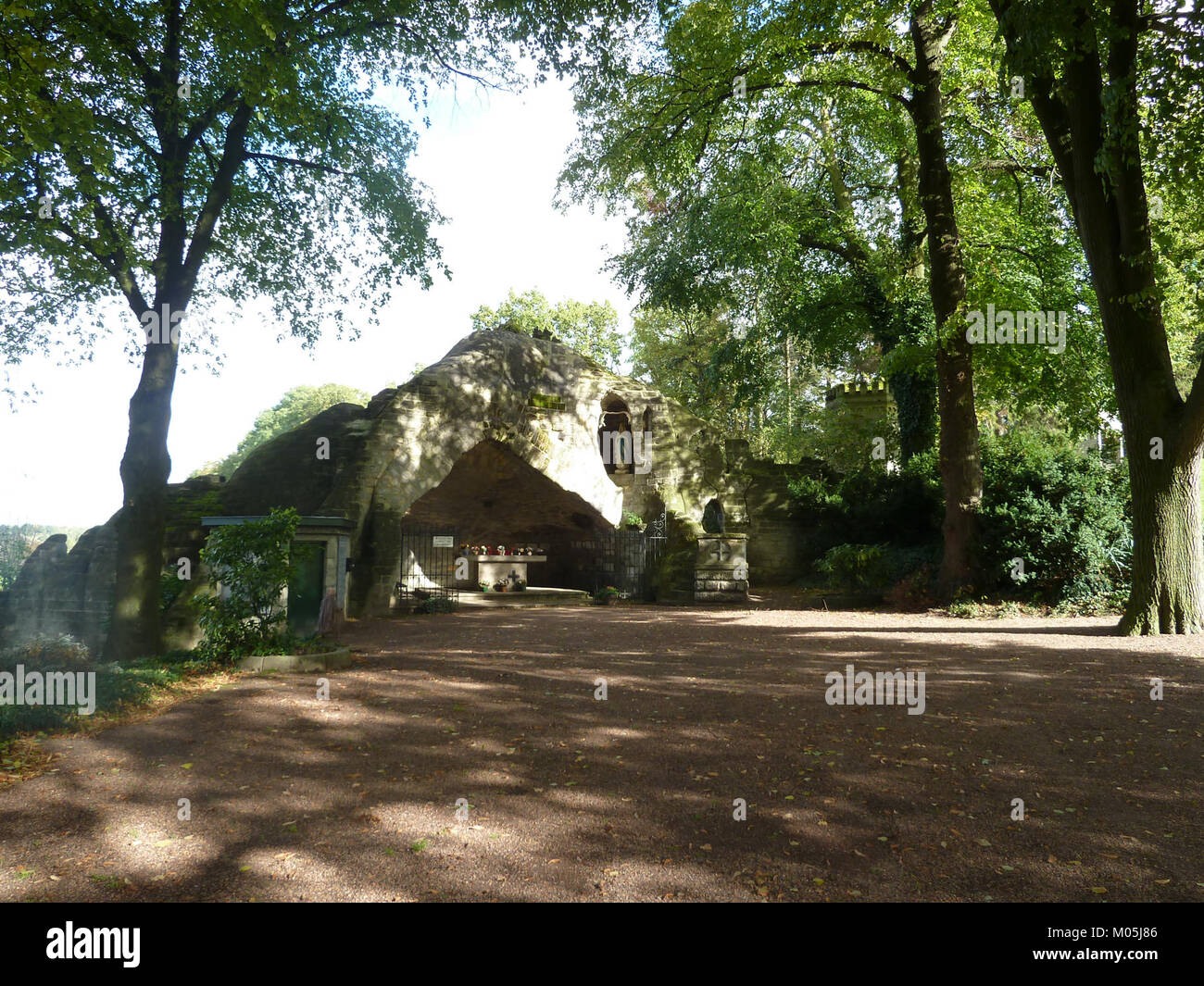 Cadier hi-res stock photography and images - Alamy