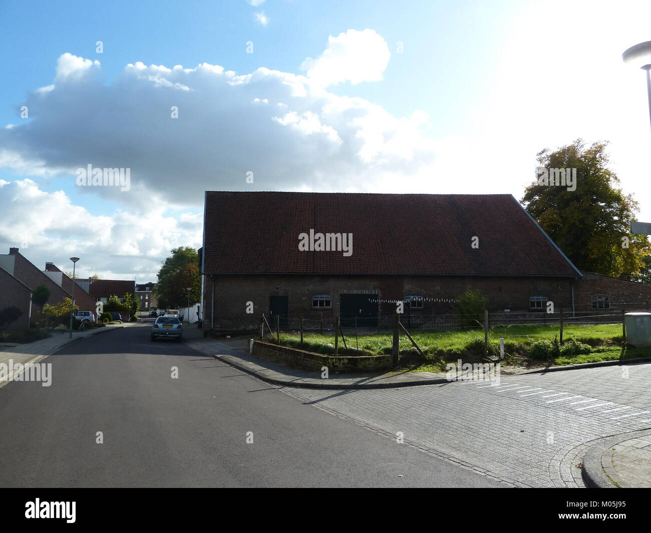 Cadier en Keer-Kerkstraat 142 is a specific location in the town of ...