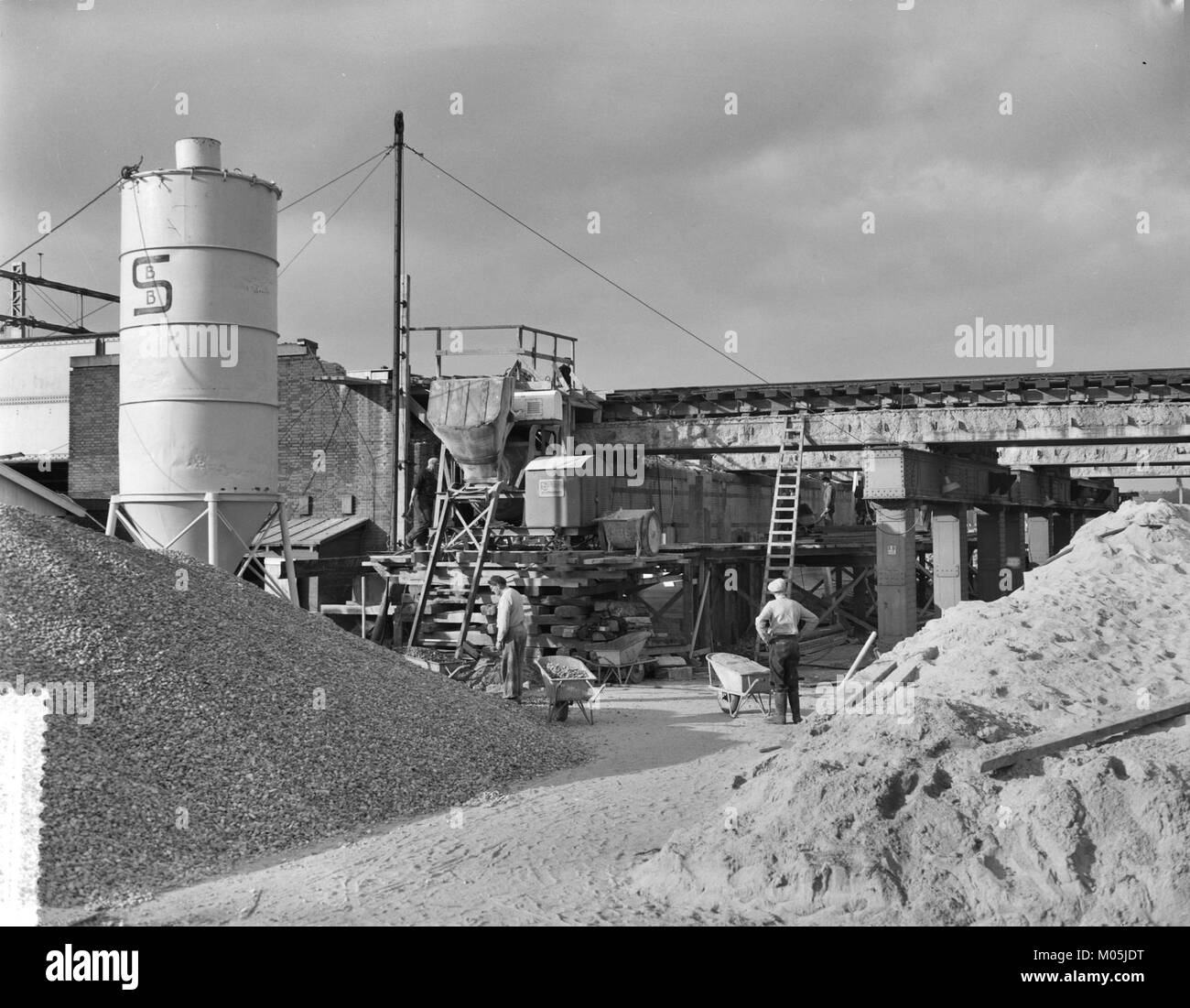This image captures the construction of a viaduct for tunnel work on ...