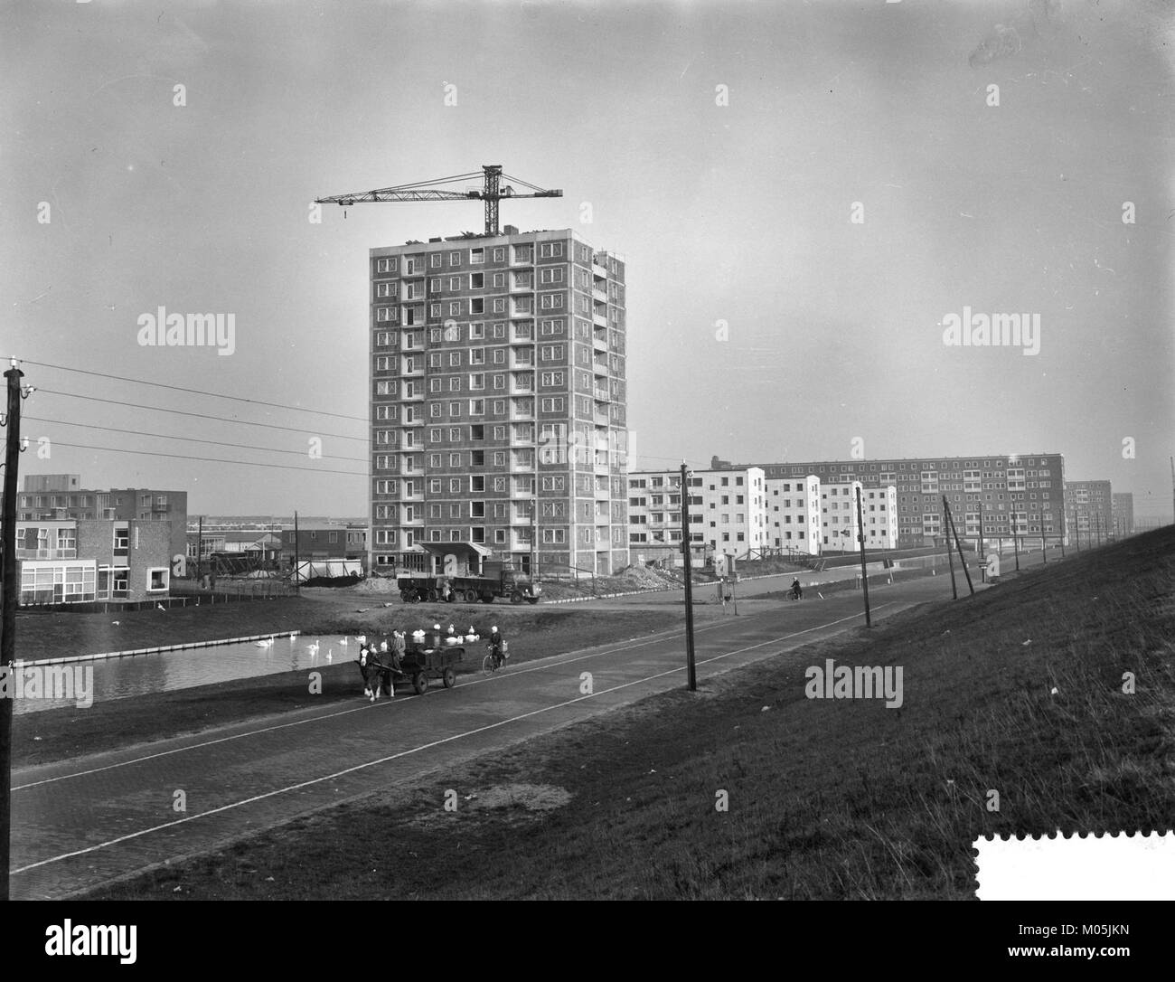 Construction of a 13-story skyscraper on the road from Slotervaart to ...