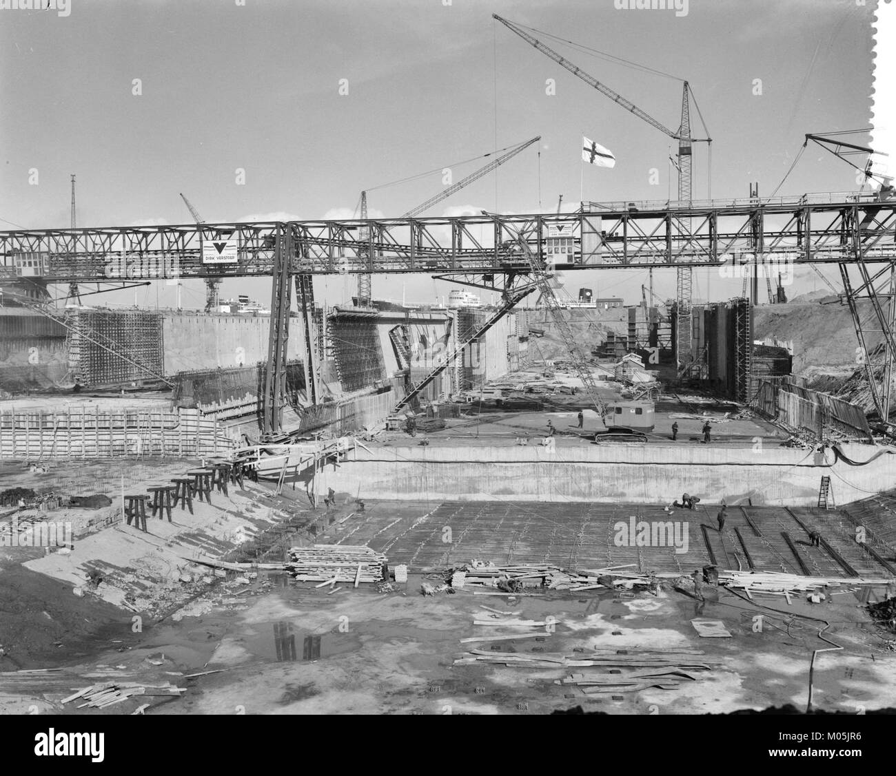 Port construction project design hi-res stock photography and images ...