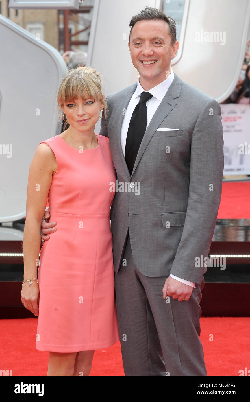 Actress sarah alexander hi-res stock photography and images - Alamy