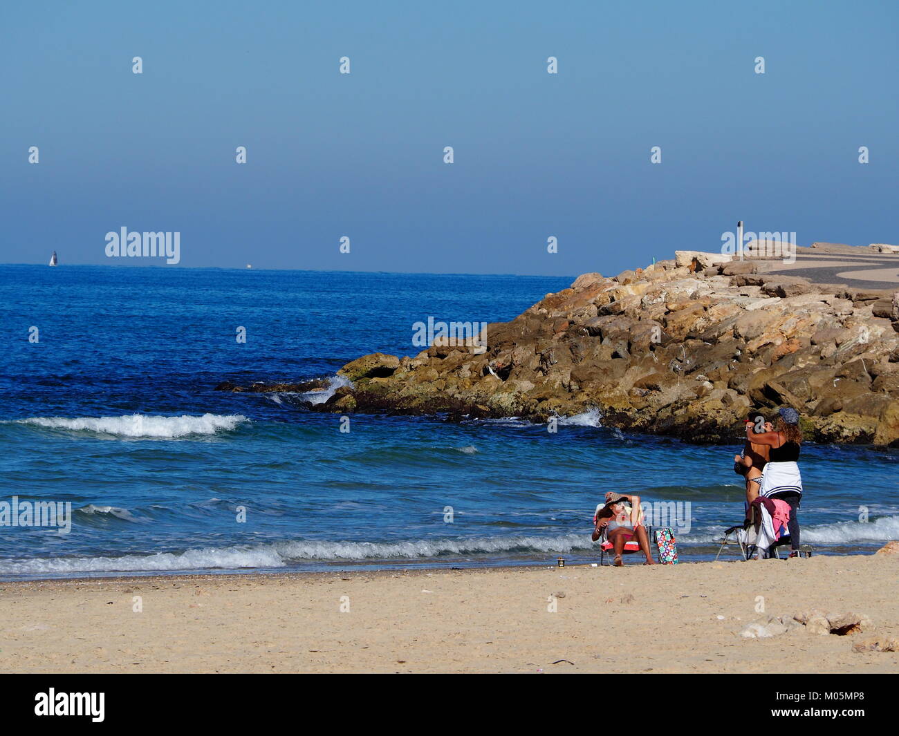 Getting A Tan High Resolution Stock Photography and Images - Alamy