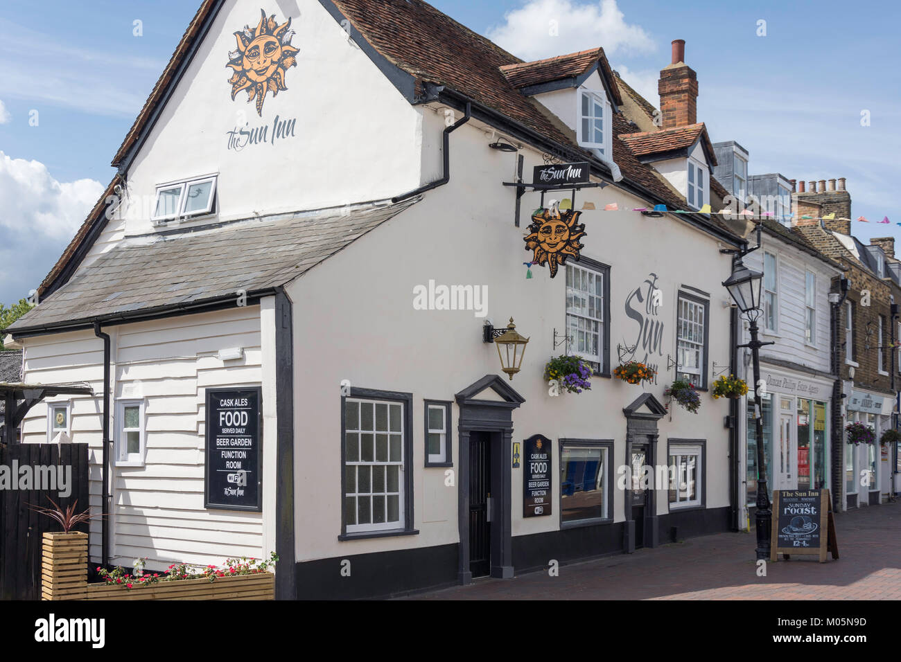 17th century The Sun Inn, Sun Street, Waltham Abbey, Essex, England ...