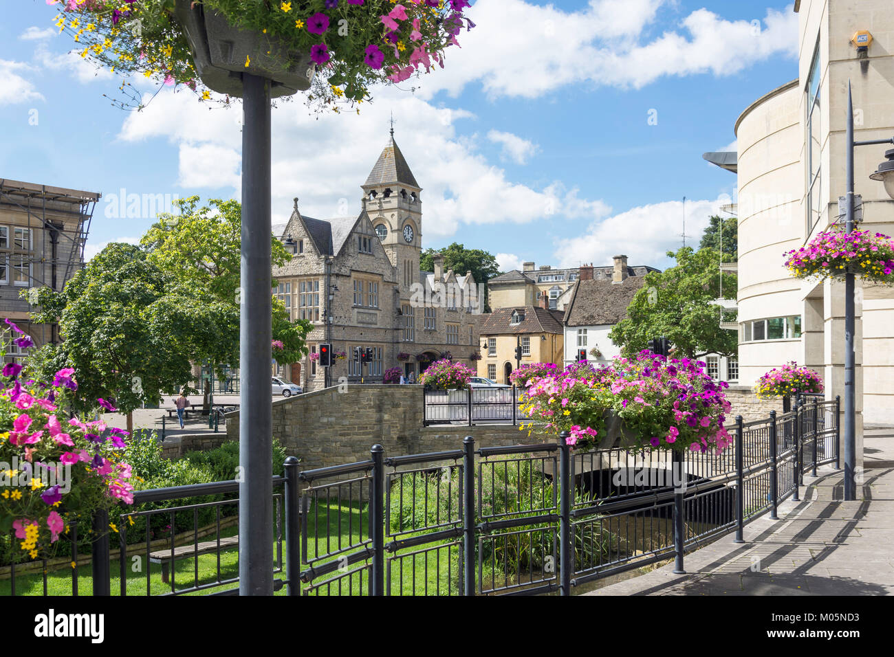 Calne town hall hi-res stock photography and images - Alamy