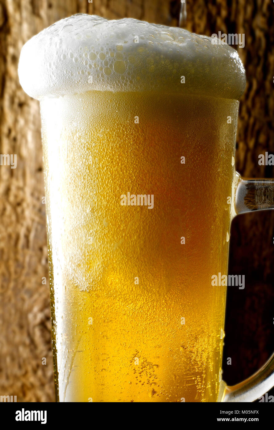 fresh beer in all its forms and in all its carbonation Stock Photo - Alamy