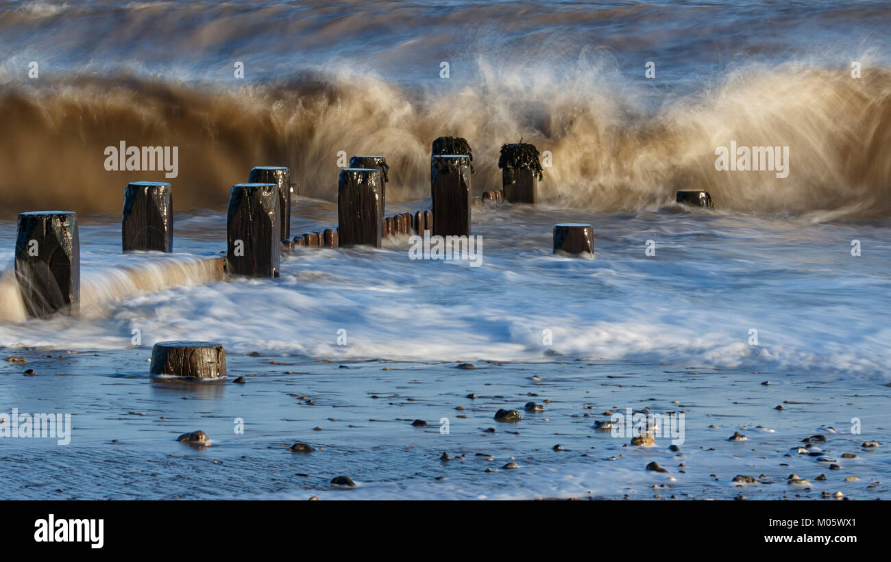 Seascape waves in slow motion hi-res stock photography and images - Alamy