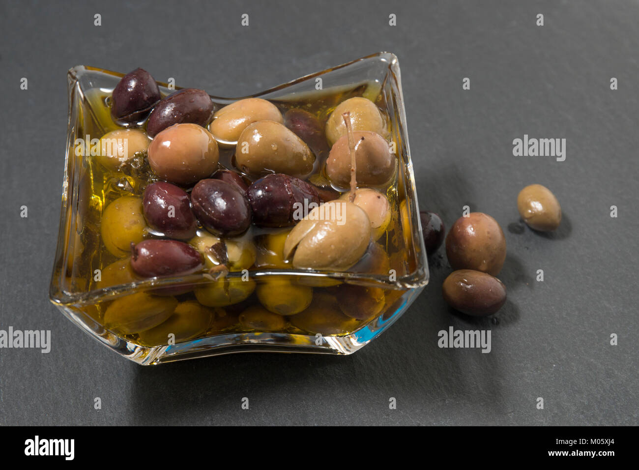 Oil shale stone hi-res stock photography and images - Alamy