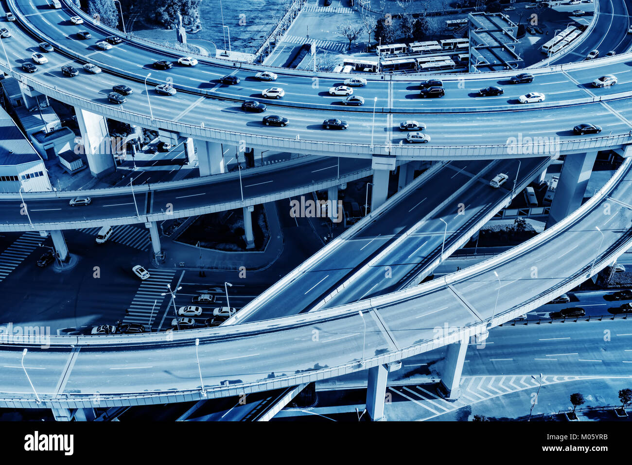 Nanpu Bridge's approach bridge, rotating up, eventually crossing the ...