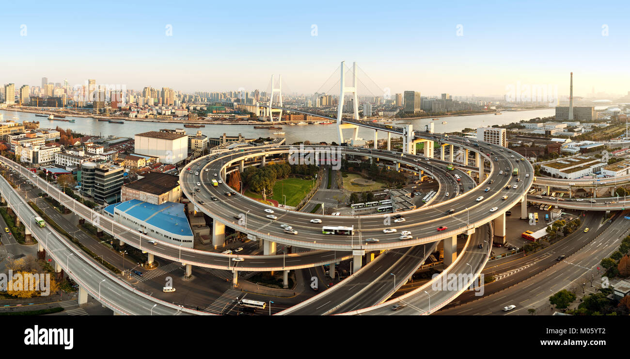 Beautiful Nanpu Bridge, crossing the Huangpu River, Shanghai, China ...