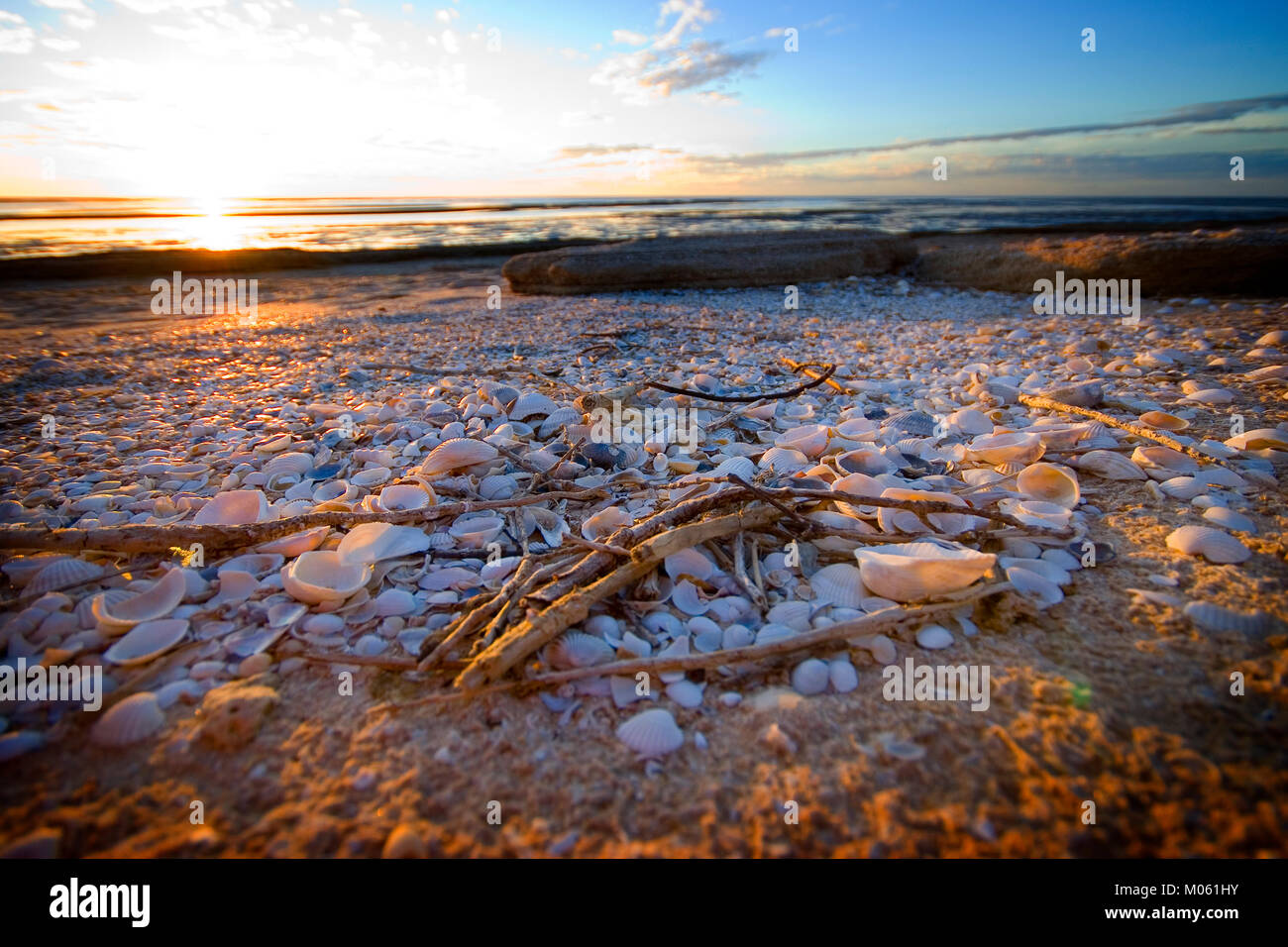 Gulf of carpentaria sunset hi-res stock photography and images - Alamy