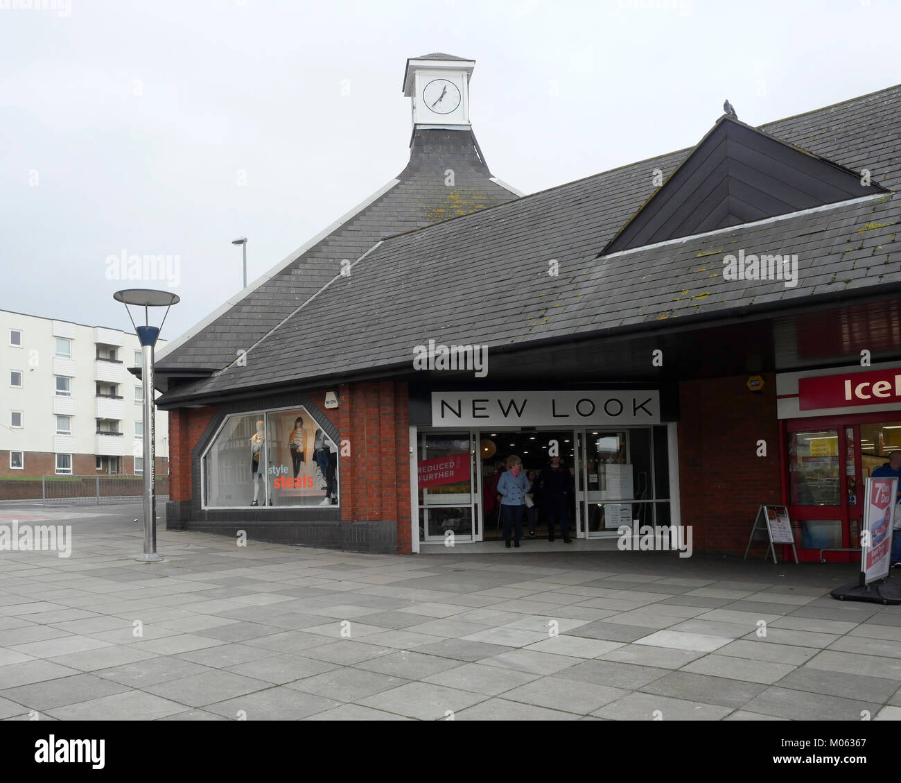 New look retail store hi-res stock photography and images - Alamy