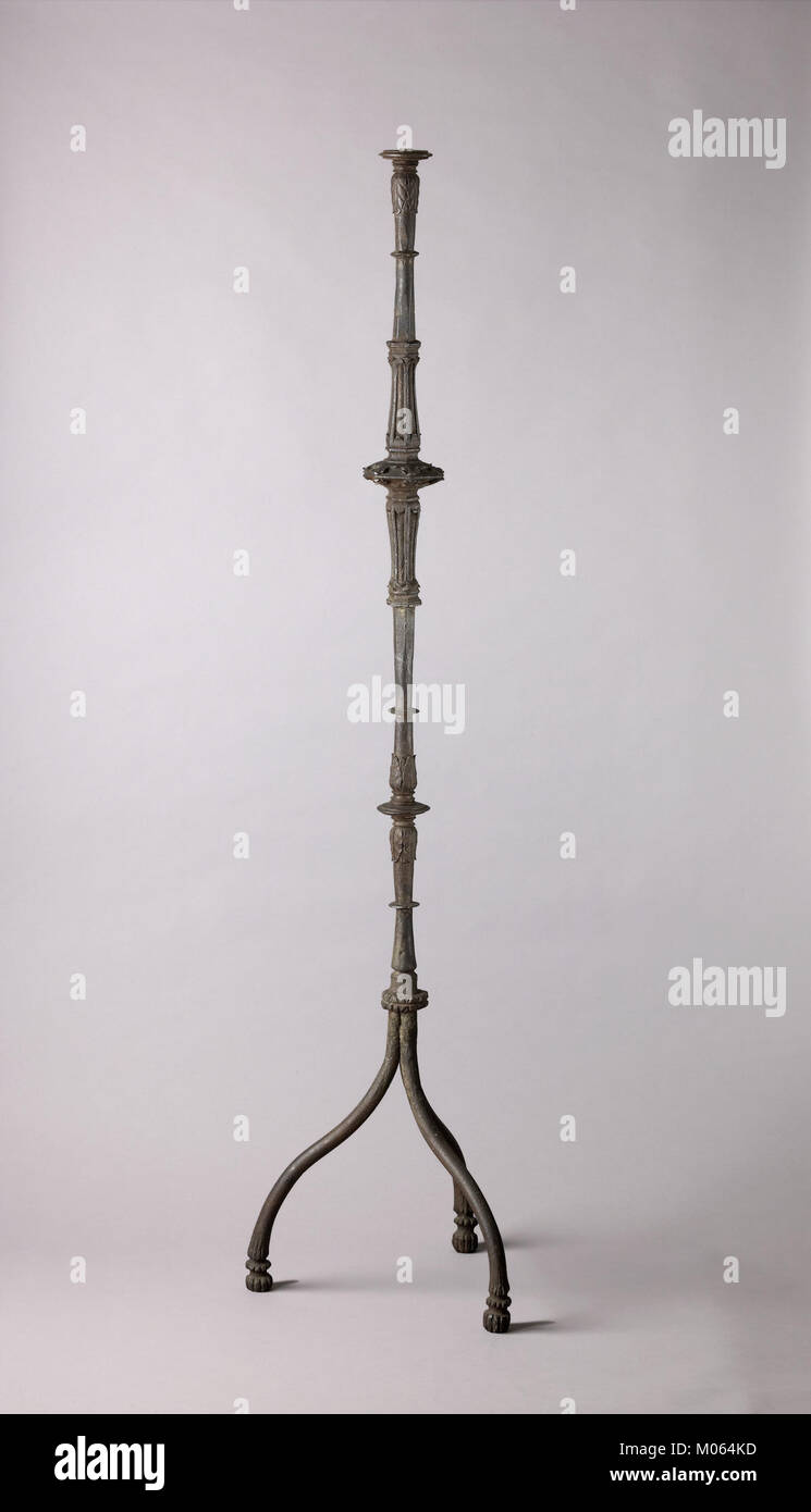 Medieval metalwork hi-res stock photography and images - Alamy