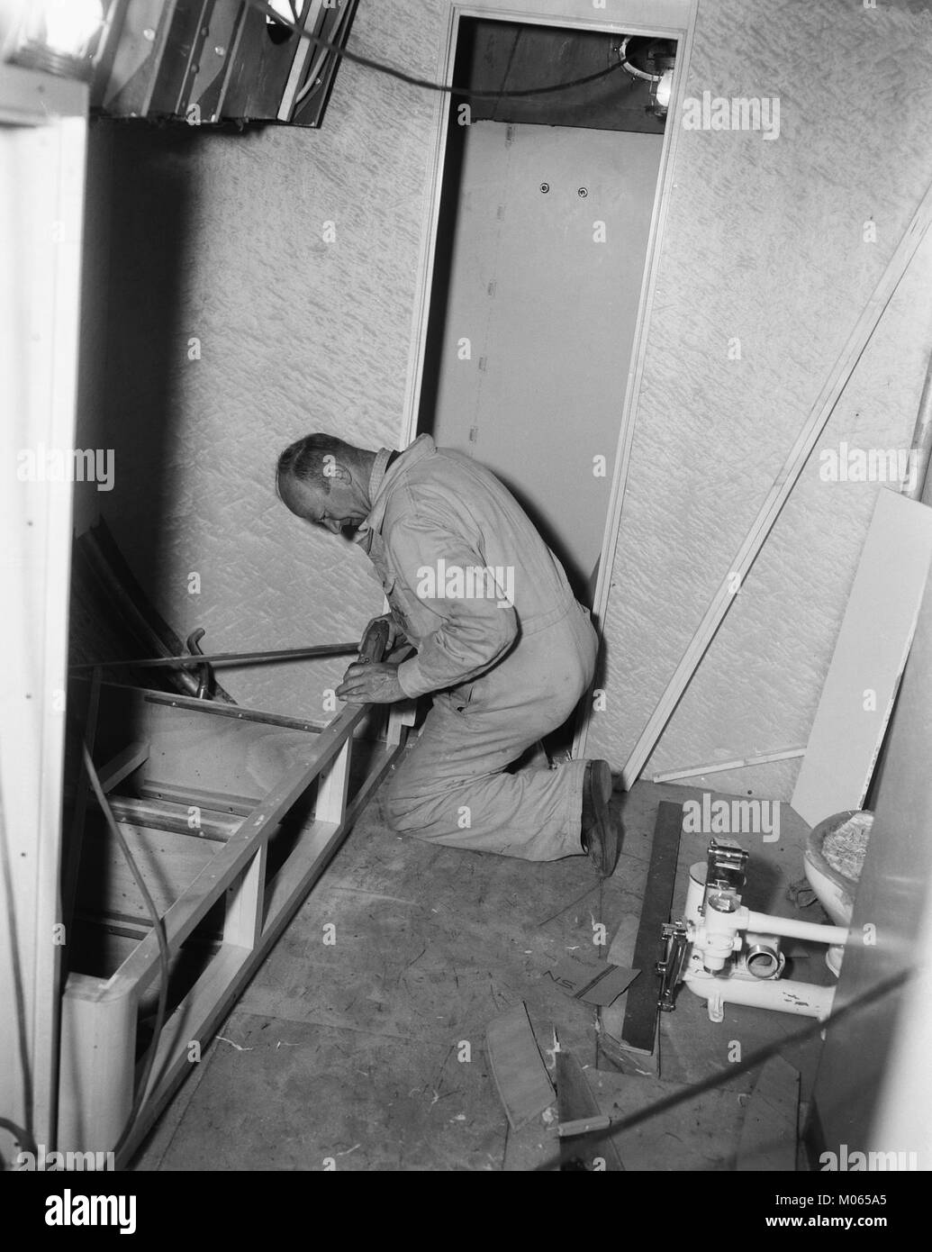 This image features the construction of the Groene Draeck, a notable ...