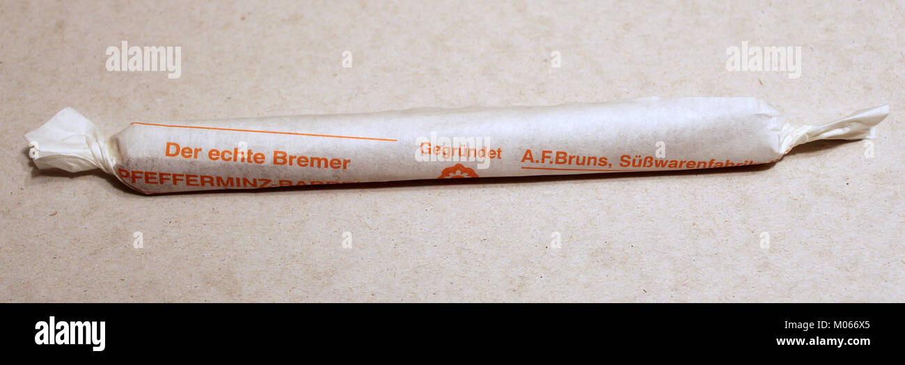 Eingepackt hi-res stock photography and images - Alamy