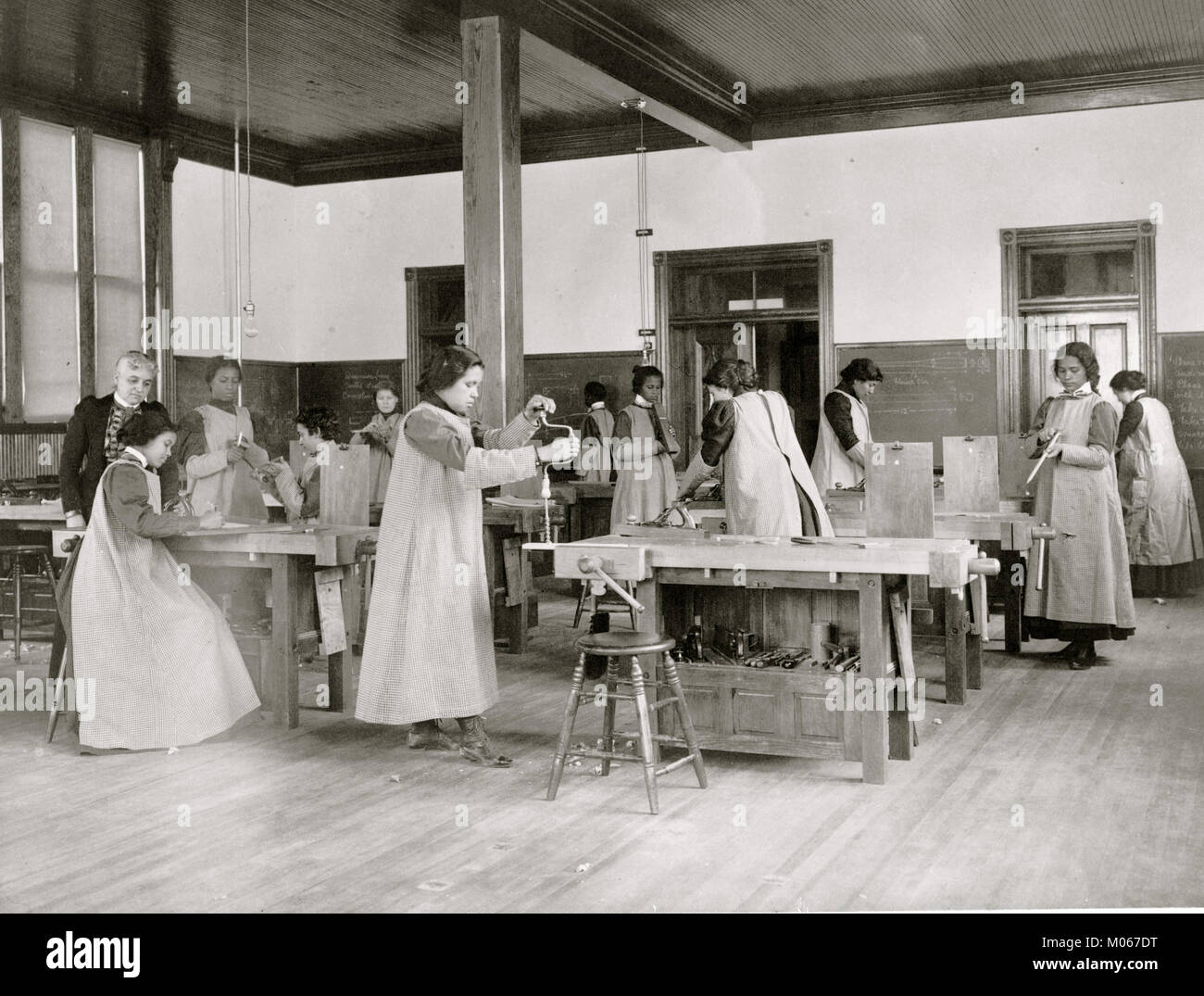 Woodworking class hi-res stock photography and images - Alamy