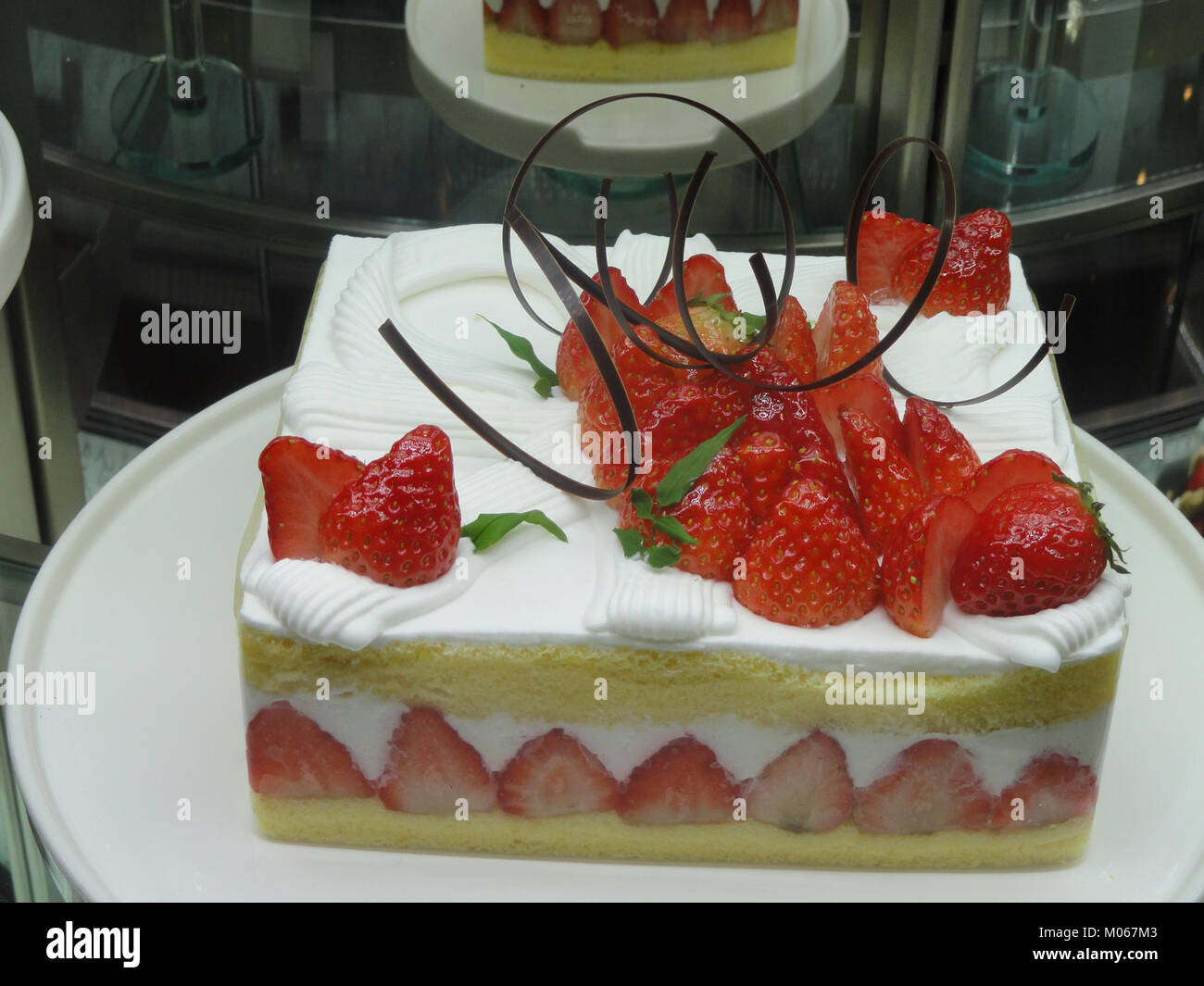 Highlighting cake hi-res stock photography and images - Alamy