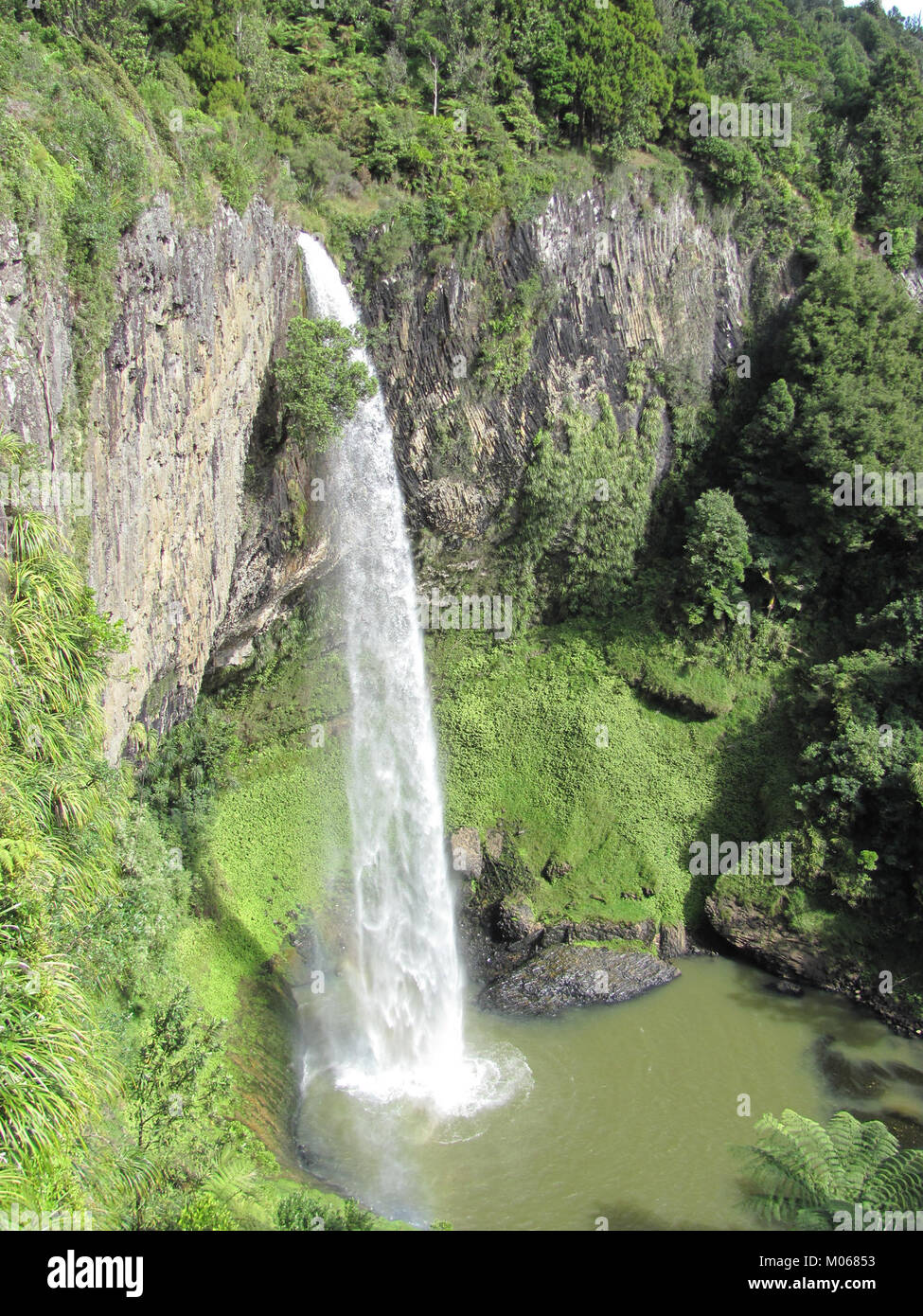 Photograph of Bridal Veil Falls in the United States, showing waterfall ...
