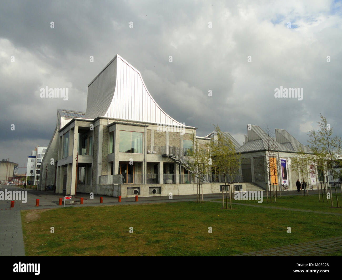 This photograph showcases the architectural features of buildings in ...