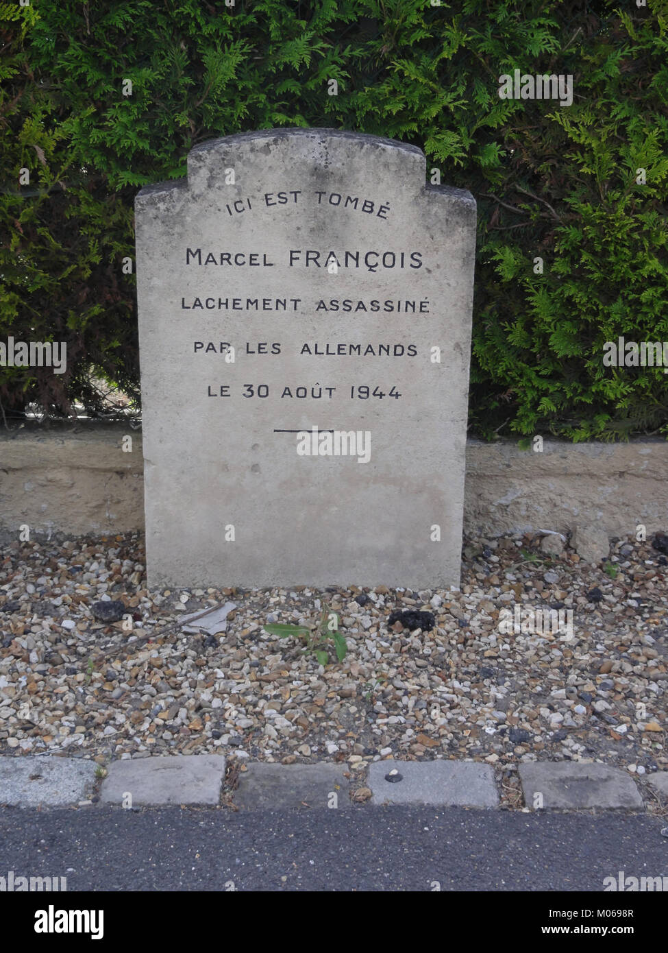 Monument in Butry-sur-Oise, France, commemorates World War II civilian ...