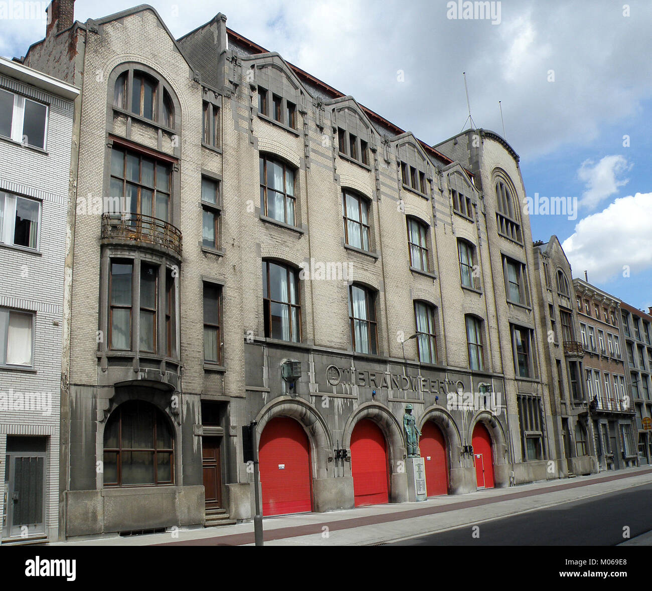 Brandweerkazerne antwerpen hi-res stock photography and images - Alamy
