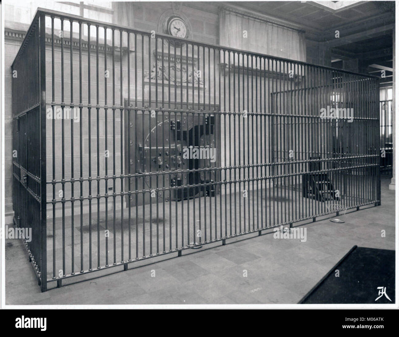 The Boveda principal is a structure or feature in architecture ...