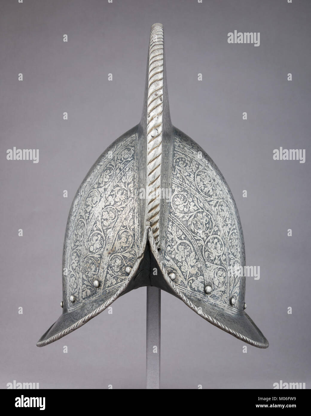 16th century spanish helmet hi-res stock photography and images - Alamy