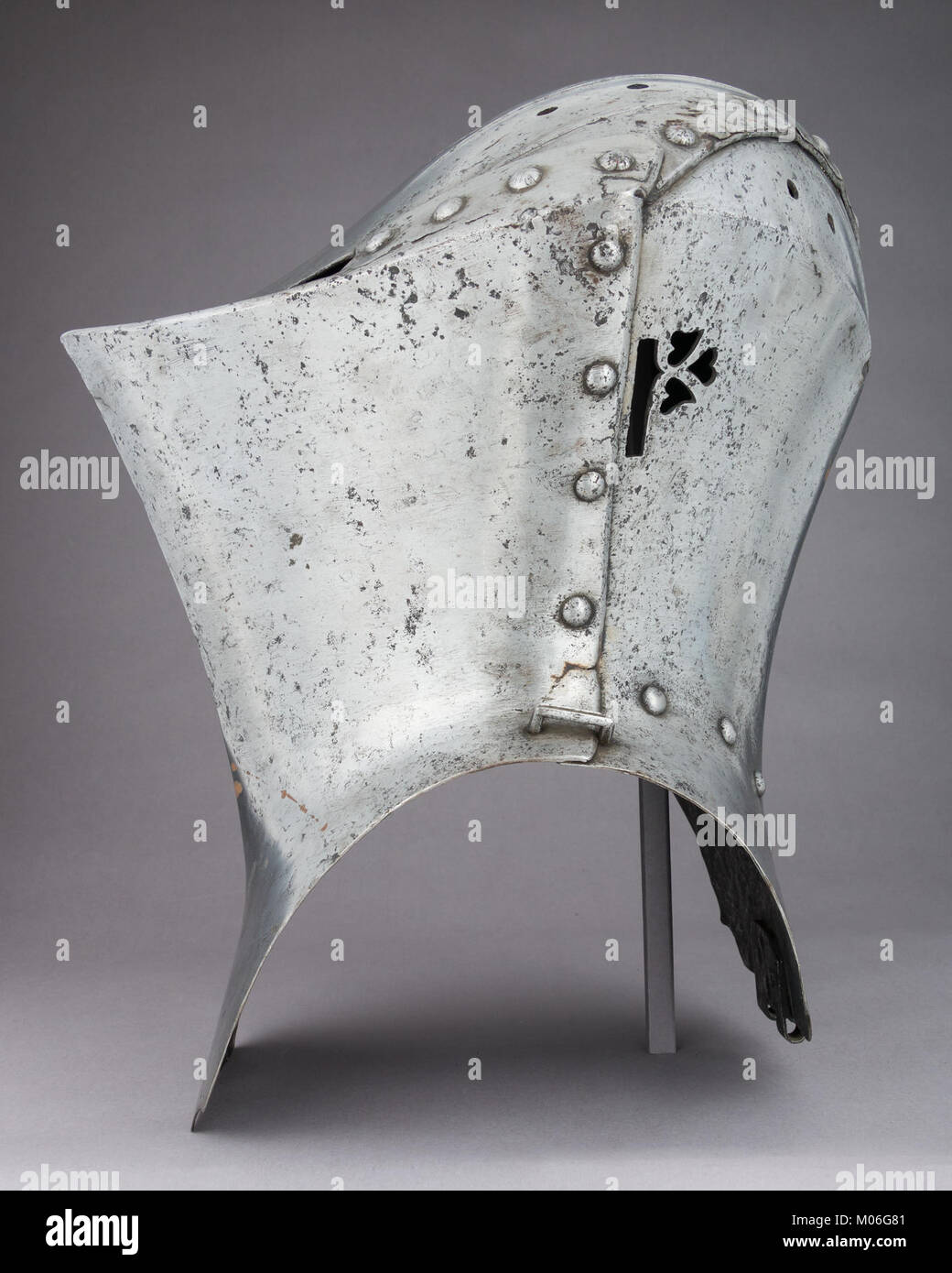 Jousting helmet hi-res stock photography and images - Alamy