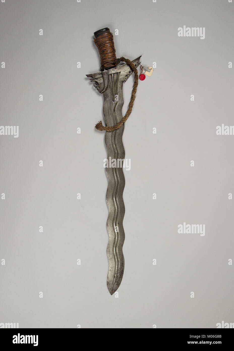 Ancient dagger wavy hi-res stock photography and images - Alamy