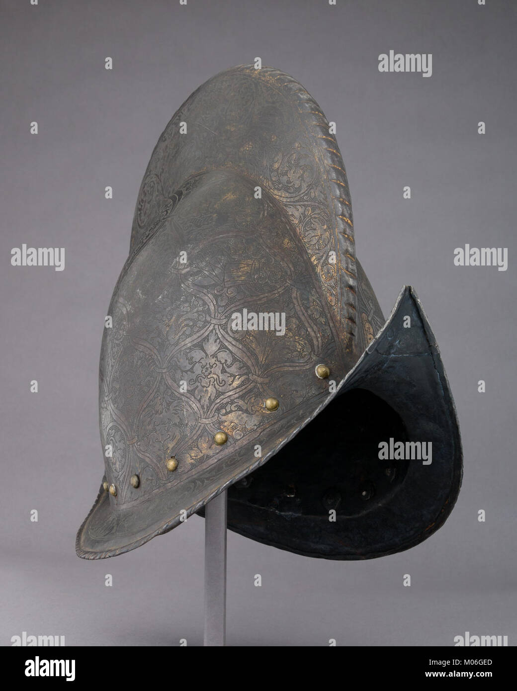 Armorhistory hi-res stock photography and images - Alamy