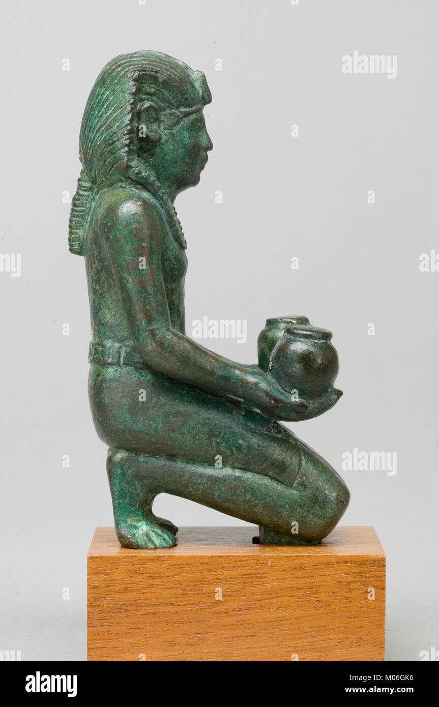 King amasis hi-res stock photography and images - Alamy
