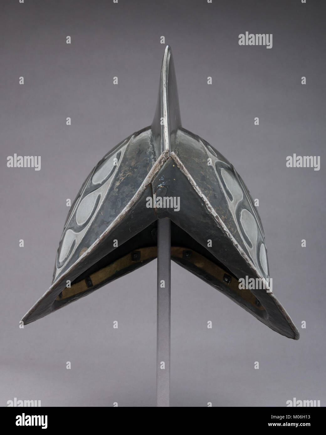 The morion is a type of helmet from the 16th century, featuring a ...