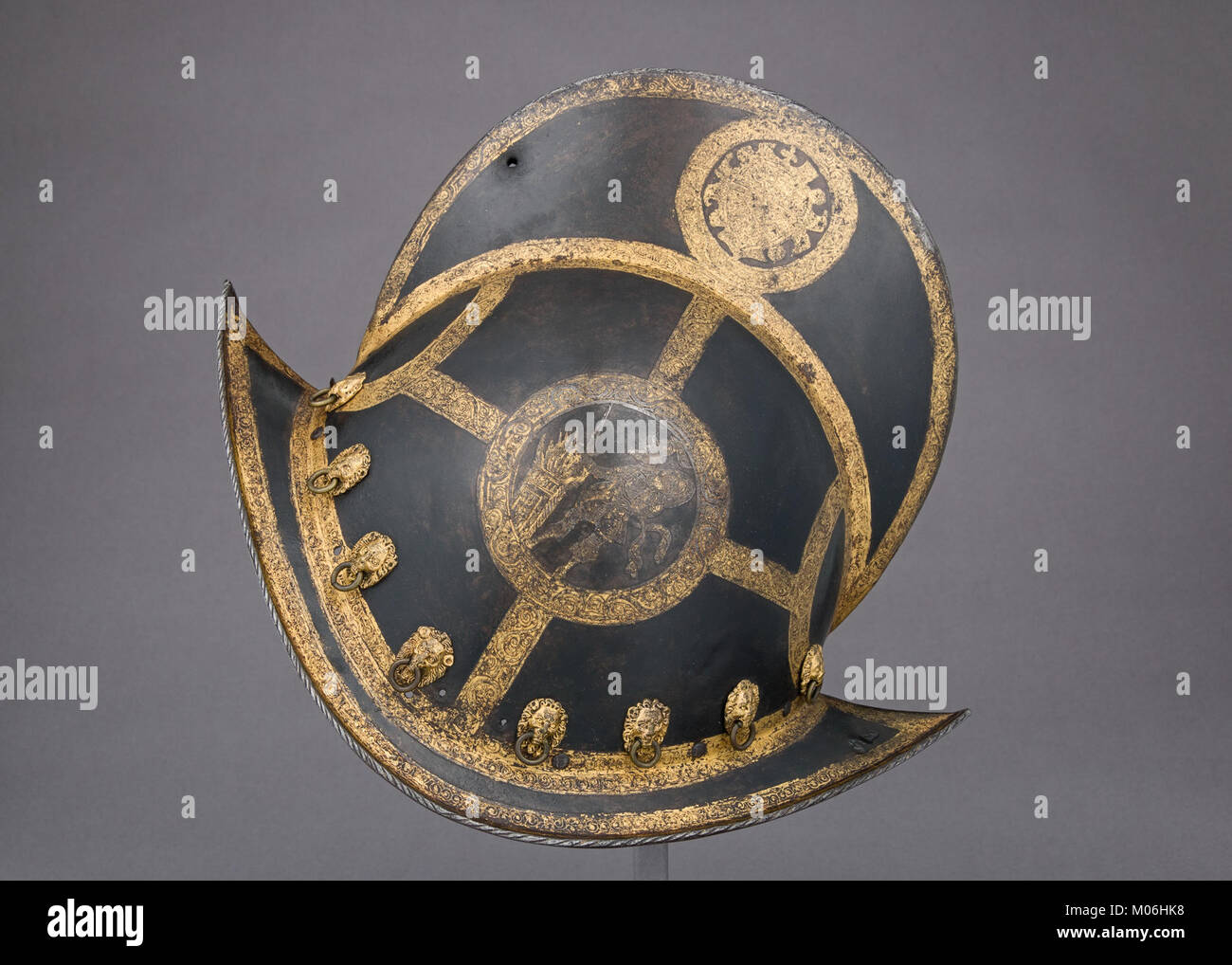 Medieval bodyguard hi-res stock photography and images - Alamy