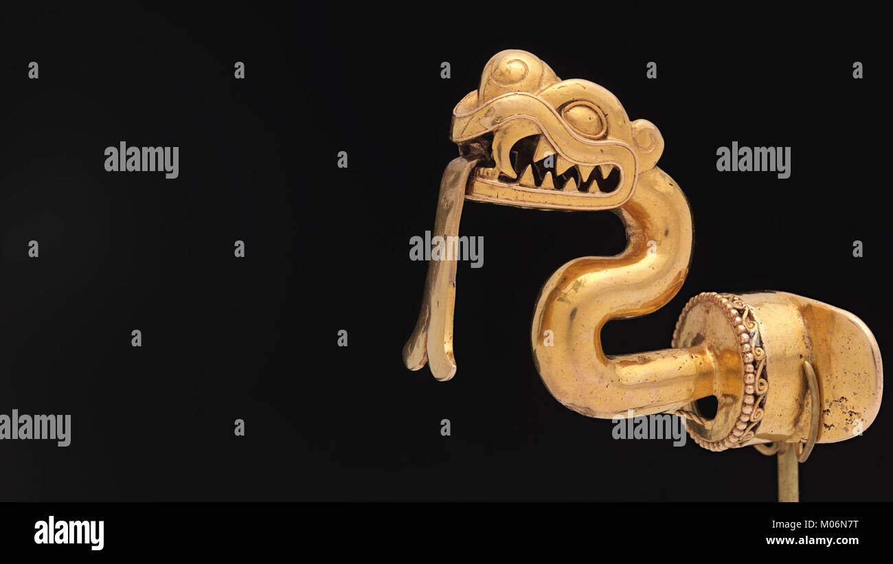 Serpent articulated tongue hi-res stock photography and images - Alamy