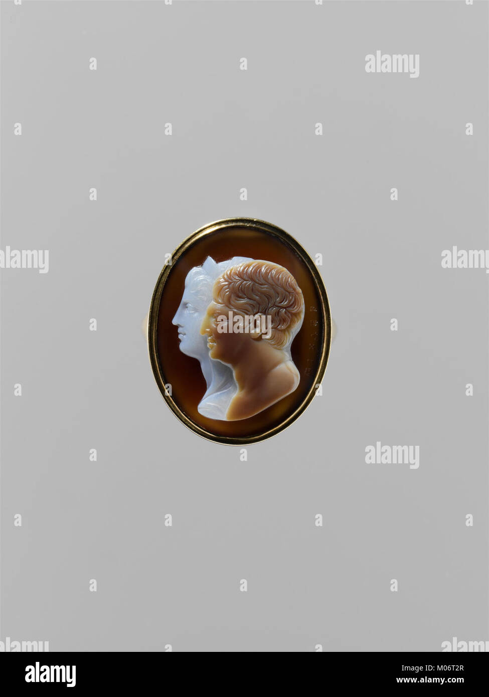 Jugate portrait hi-res stock photography and images - Alamy