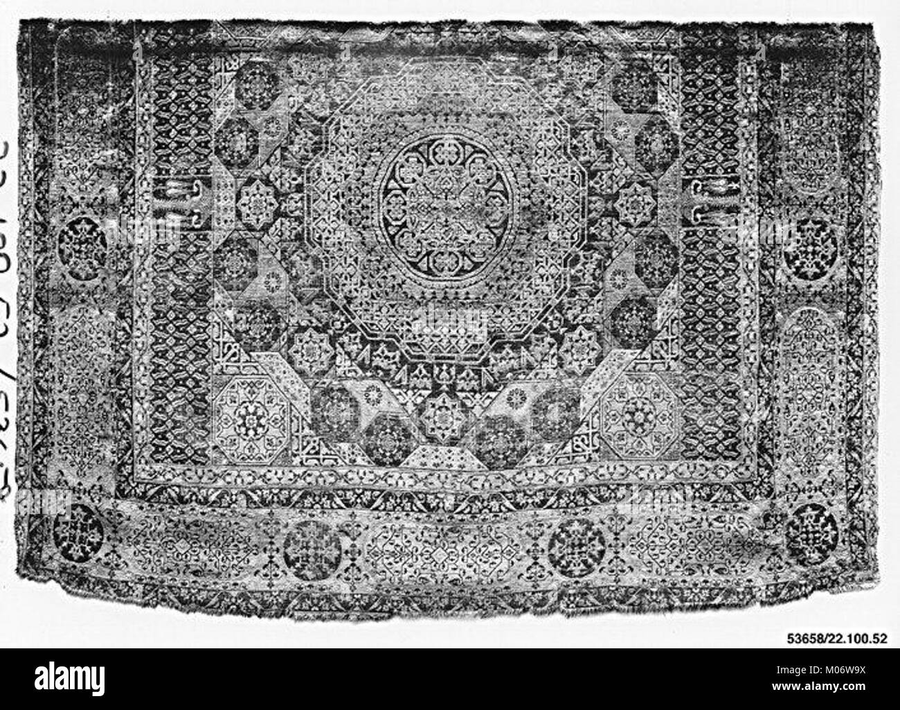 Mamluk textile hi-res stock photography and images - Alamy