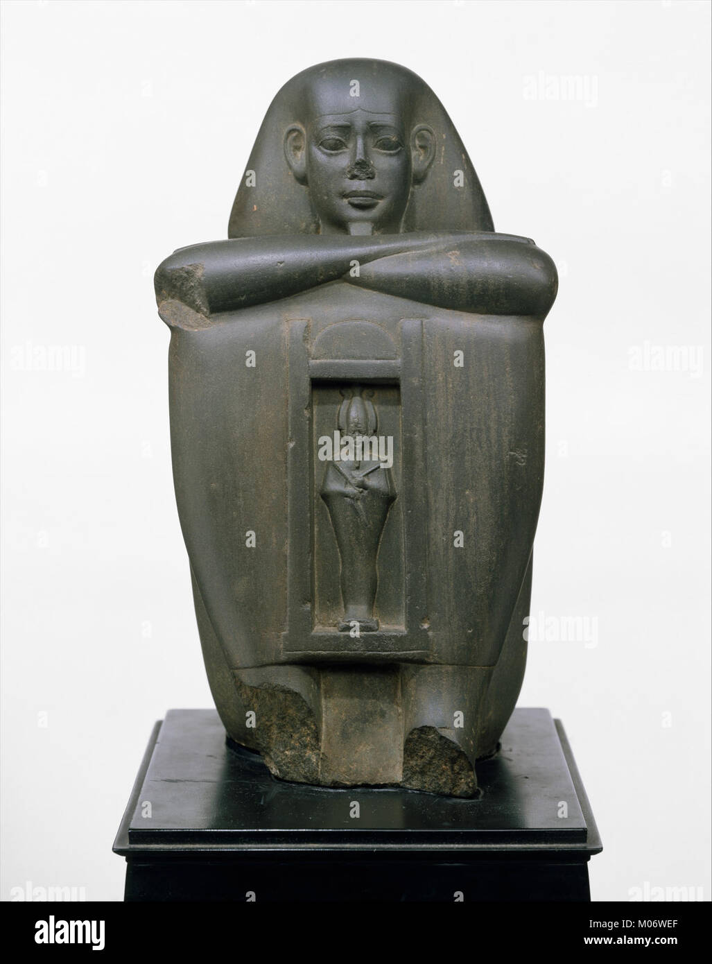 Naophorous Block Statue of a Governor of Sais, Psamtik-seneb- MET ...