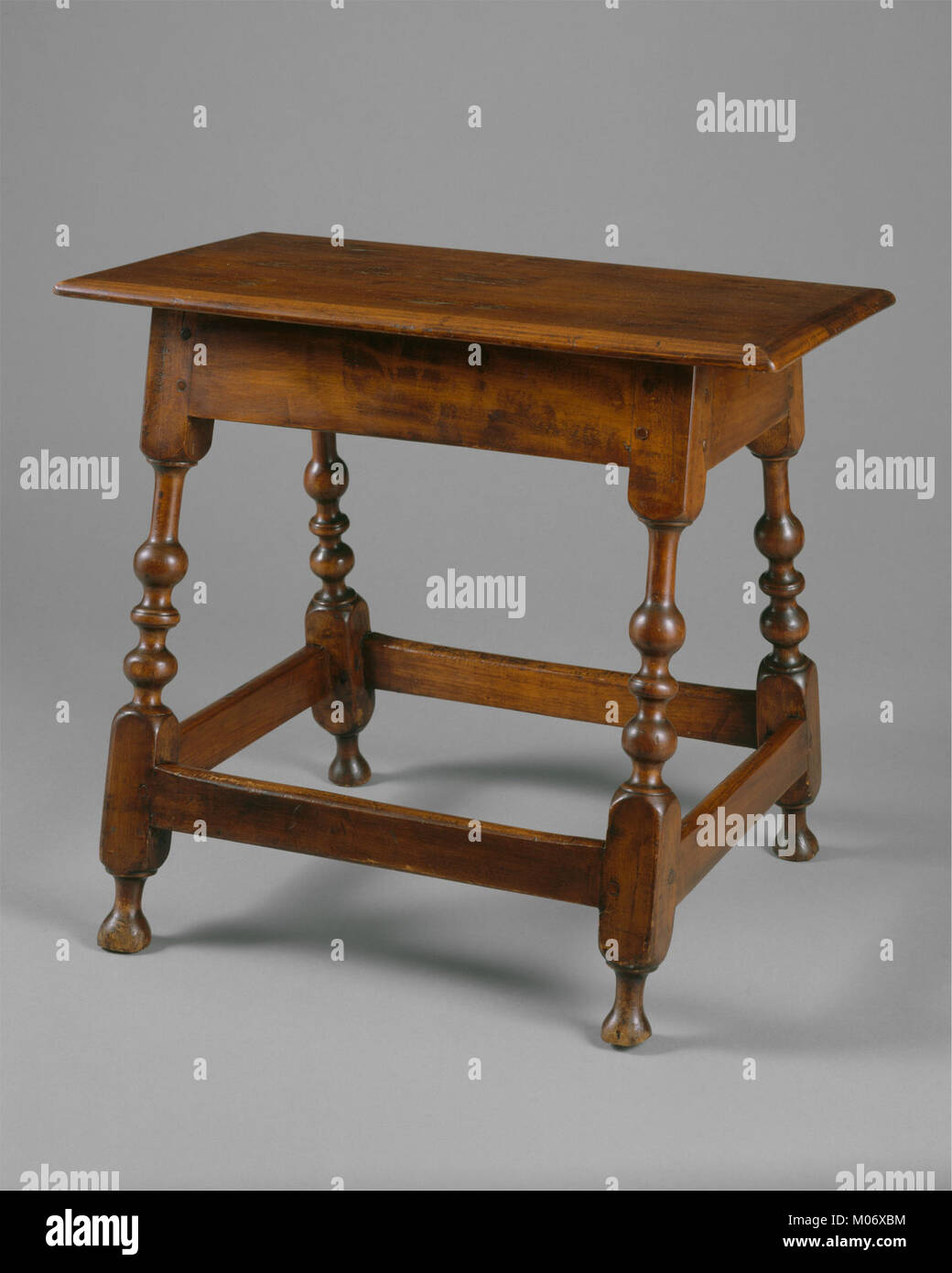 Joint stool hi-res stock photography and images - Alamy