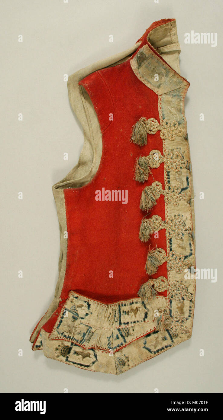 This livery piece, part of a historical uniform, reflects the ...