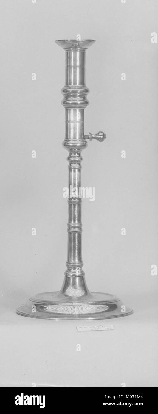 Jamb hook hi-res stock photography and images - Alamy