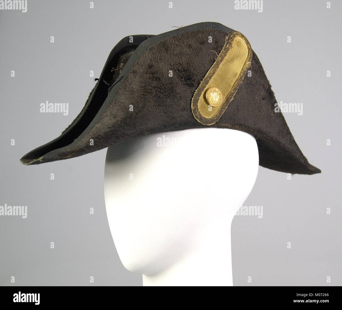 Military bicorne hi-res stock photography and images - Alamy