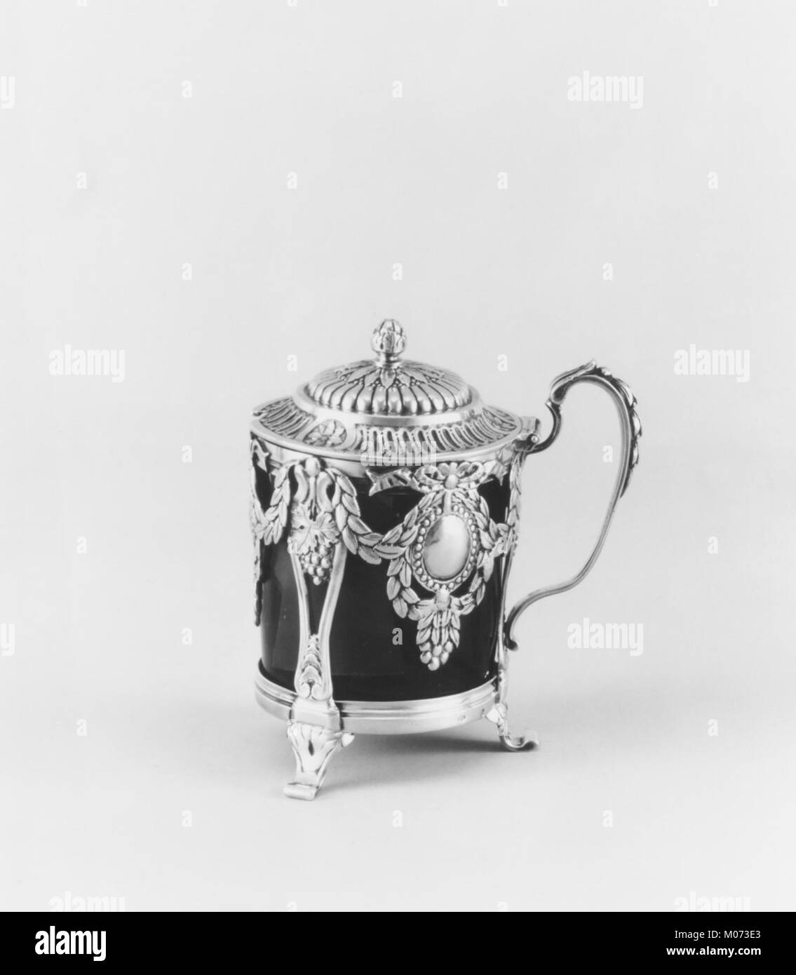 A mustard pot, part of the Metropolitan Museum of Artâ€™s collection ...