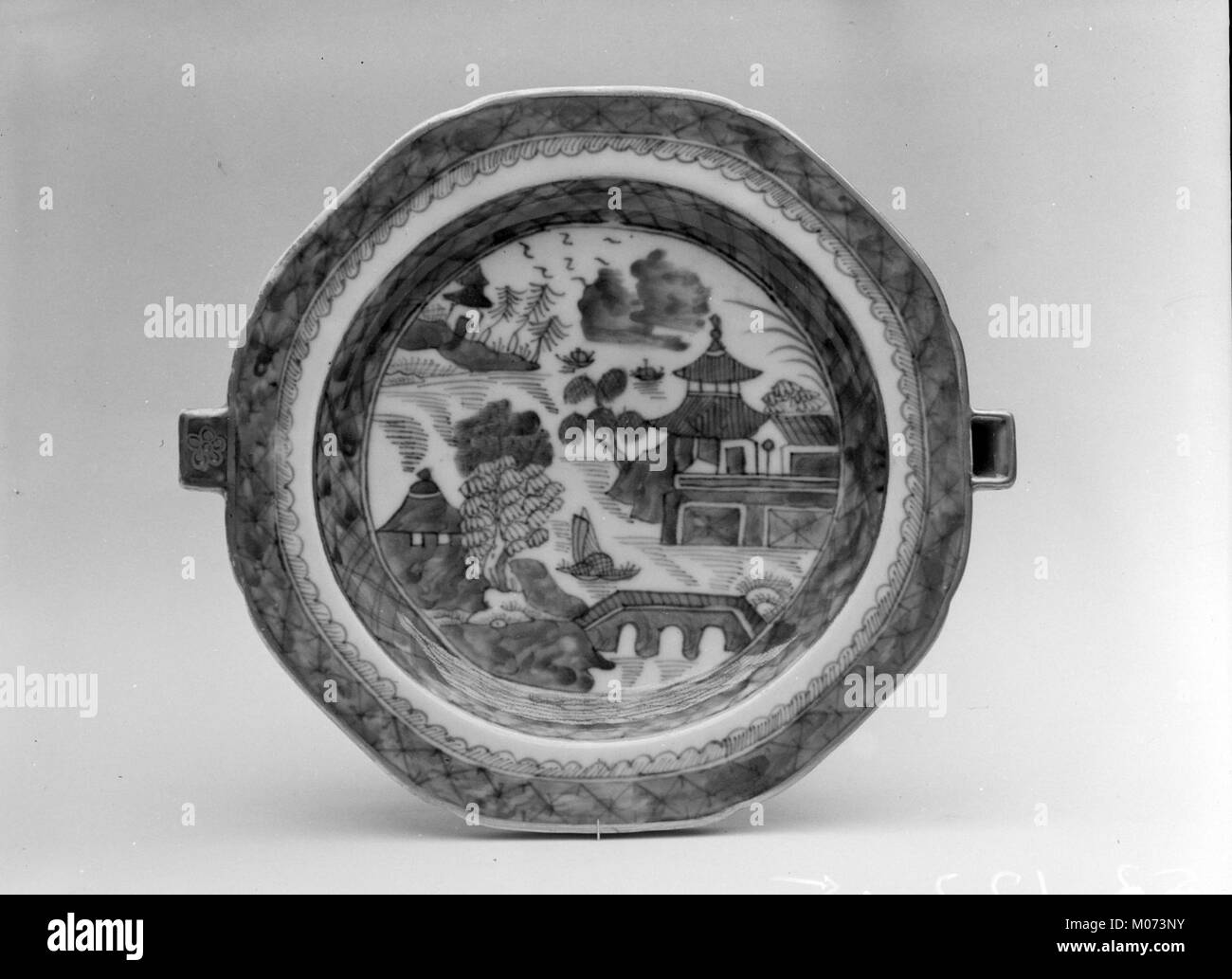 Water hot plate Black and White Stock Photos & Images - Alamy