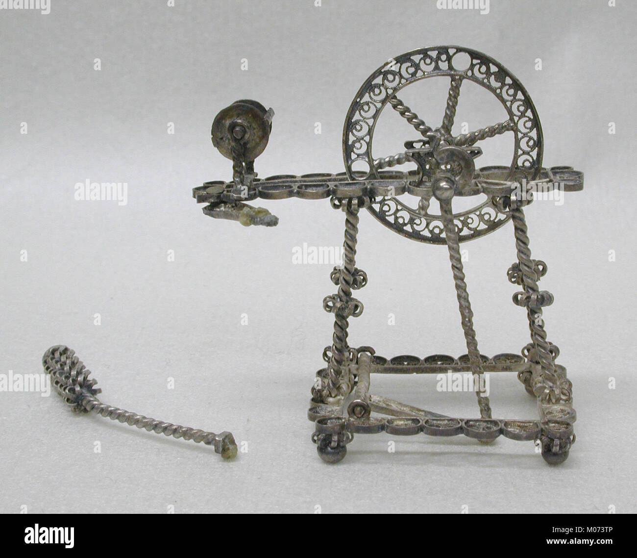 Miniature Spinning Wheel High Resolution Stock Photography and Images ...