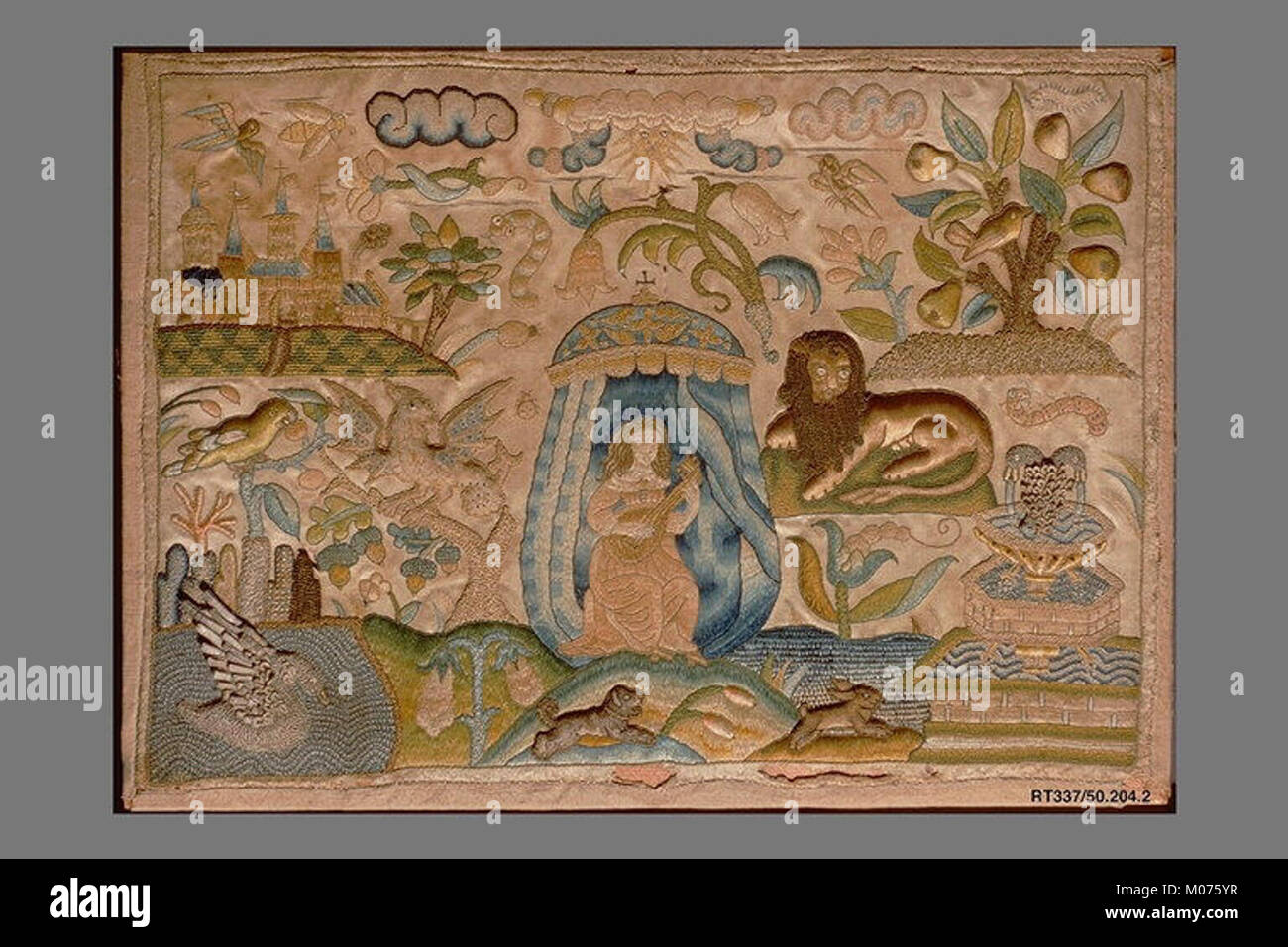 Lady with lute hi-res stock photography and images - Alamy