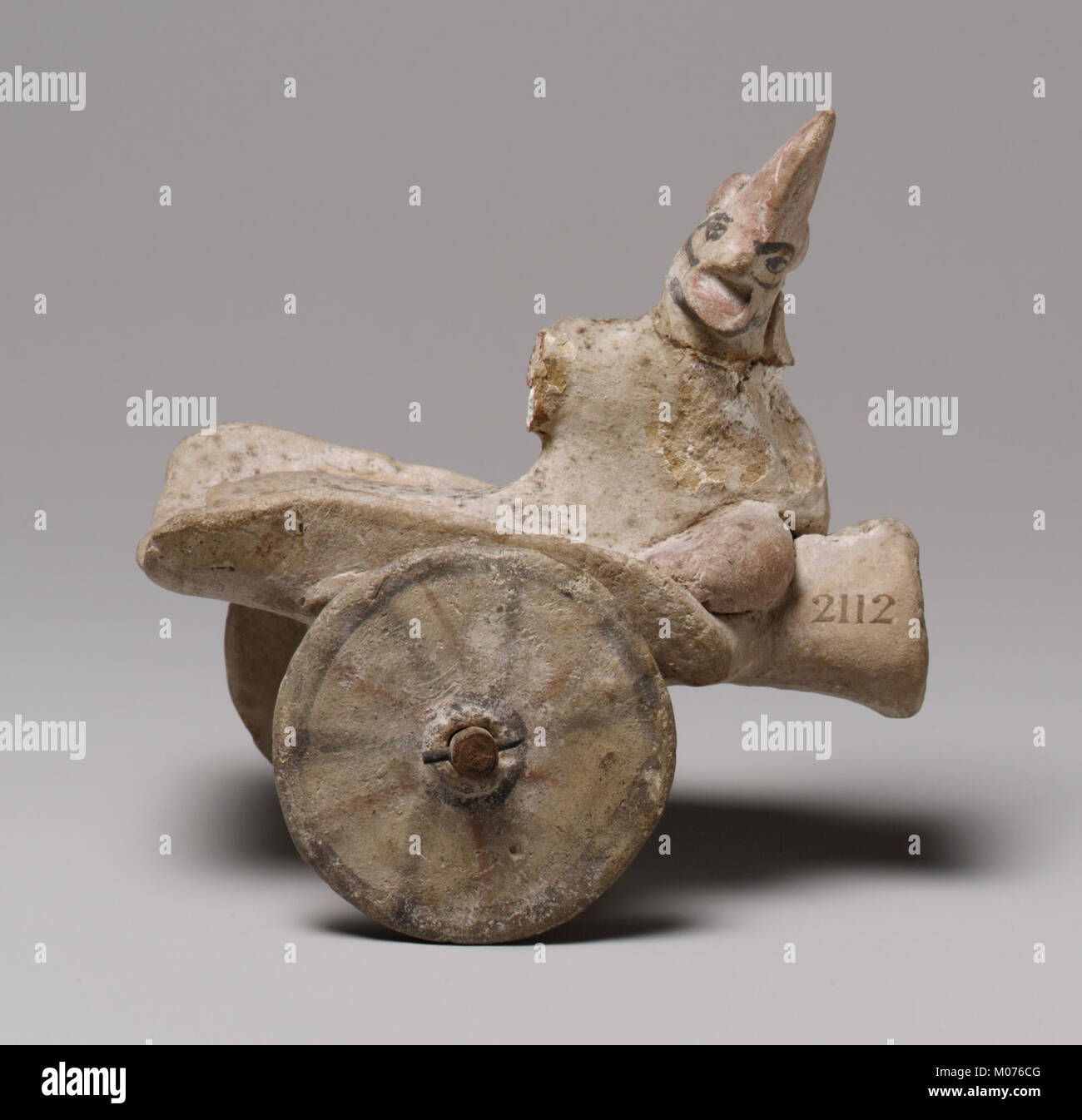 Model of a cart with a human figure MET DP104673 Stock Photo - Alamy