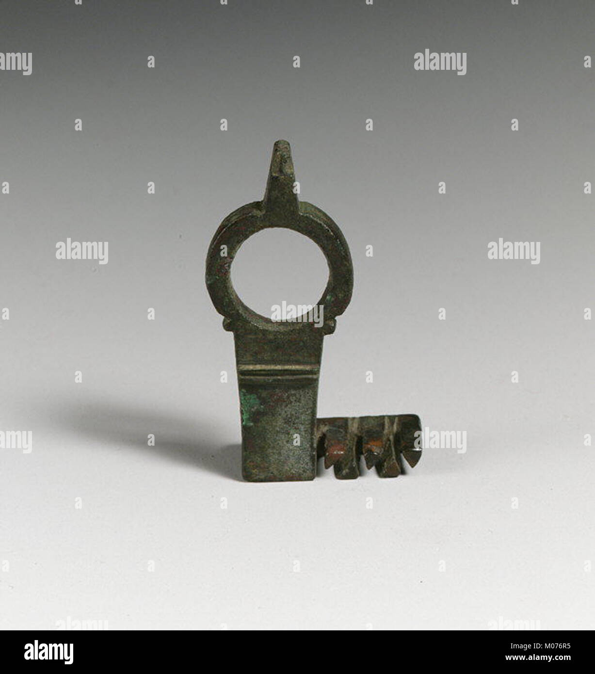 Key MET DP9083 Stock Photo - Alamy