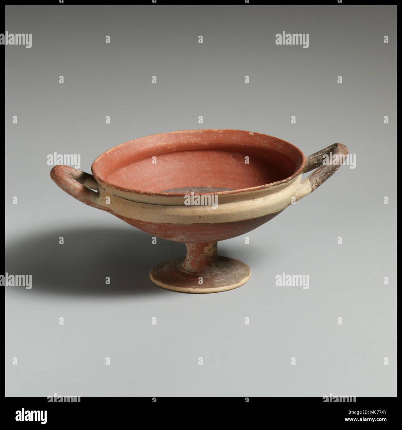 A Greek kylix (MET) showcasing intricate decoration and design ...