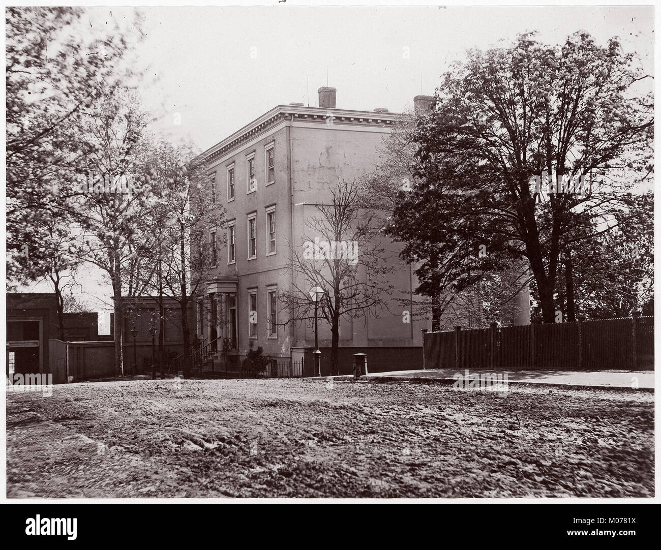 This image of the Jeff. Davis House, the former Executive Mansion of ...