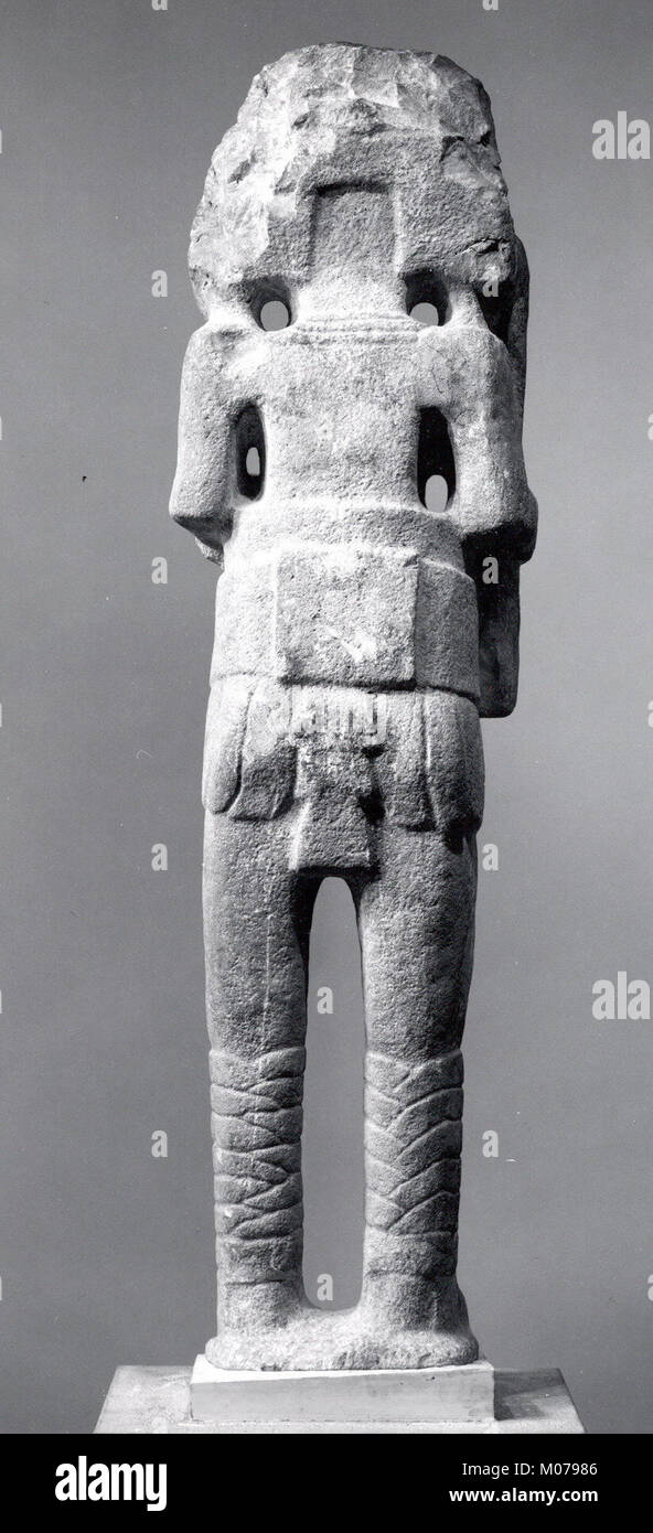 Monumental Figure MET vs66 181a Stock Photo - Alamy